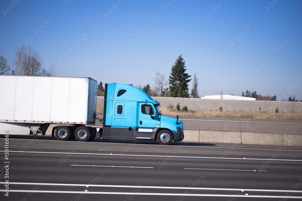 Semi Truck Trailer Profile