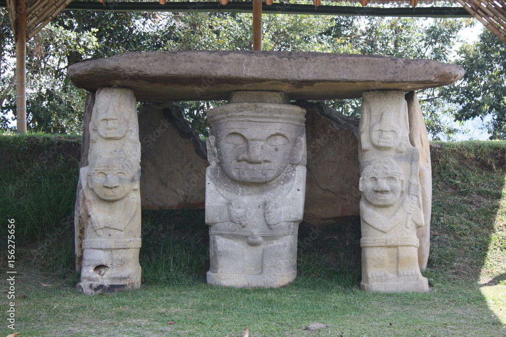 Escultura indígena, Parque Arqueológico. San Agustín, Huila, Colombia ...