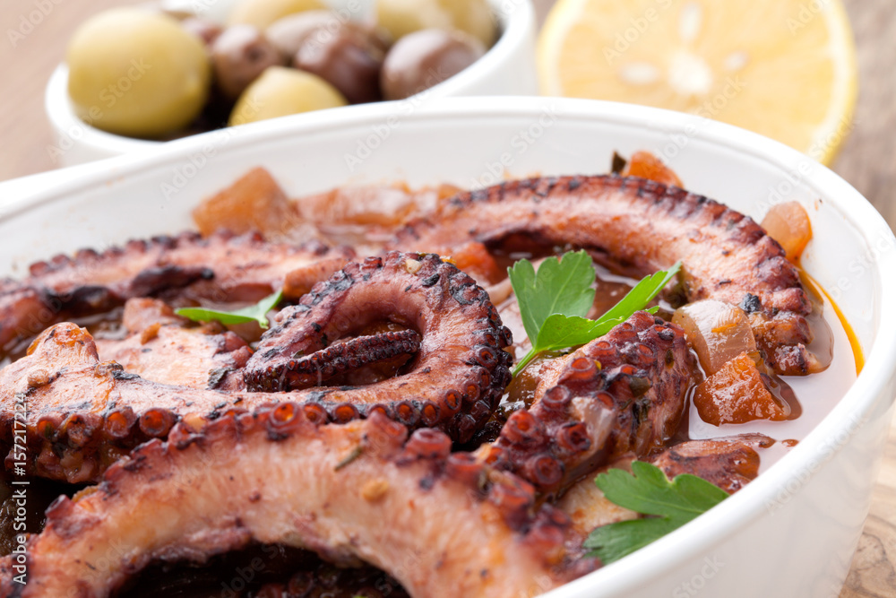Fotografia do Stock: Octopus and Red Wine Stew | Adobe Stock