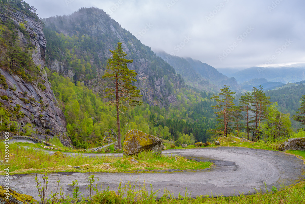 Tronåsen ancient road and protected route between Moi and Flekkefjord ...