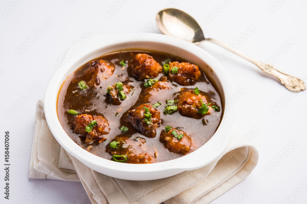 Gobi Manchurian dry or with gravy - Popular street food of India made ...