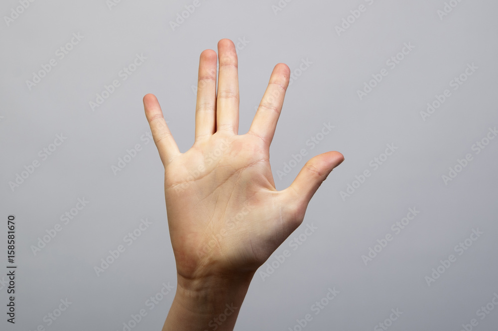 hand zeigt zahl 5 Stock-Foto | Adobe Stock