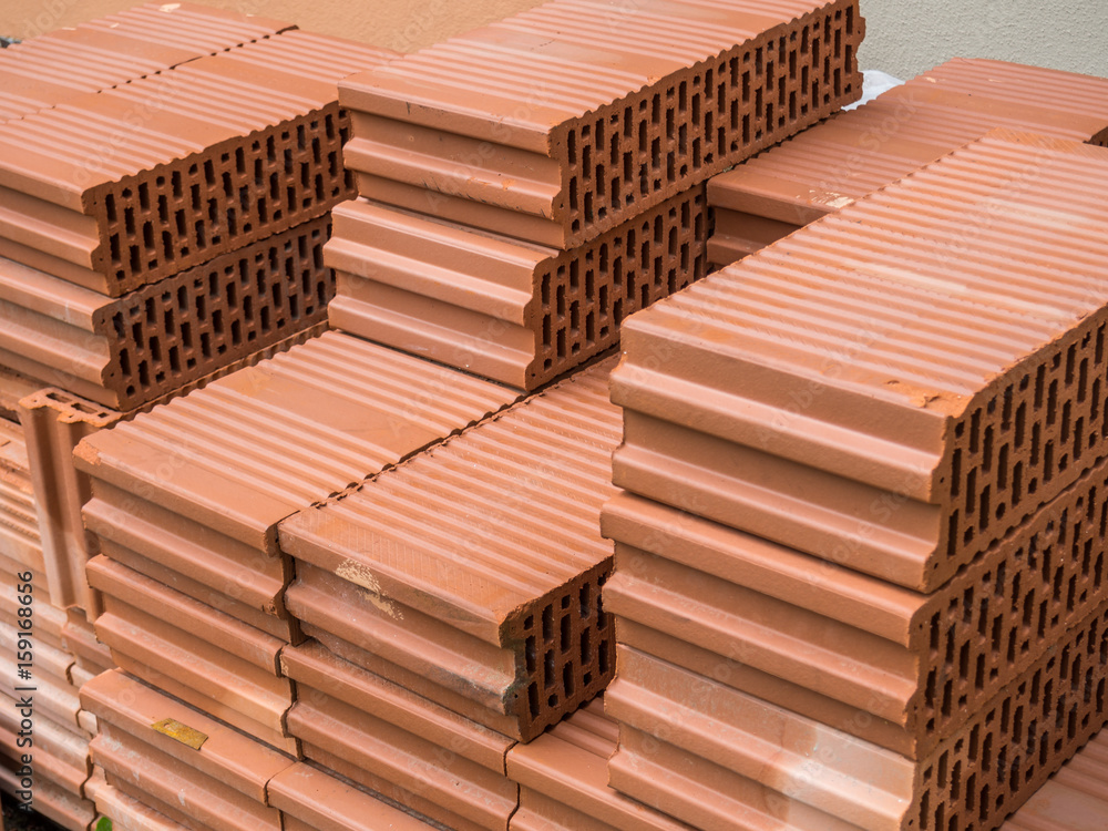 Ziegelsteine Hausbau Stock Photo | Adobe Stock