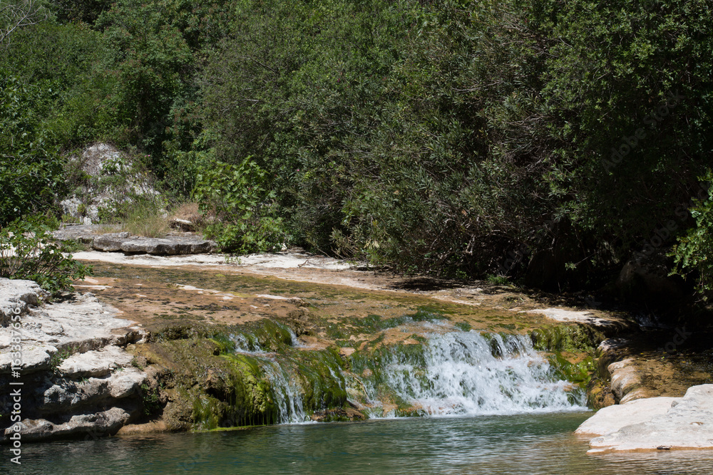 Cascata e laghetto di Cassibile, riserva naturale orientata Cavagrande ...