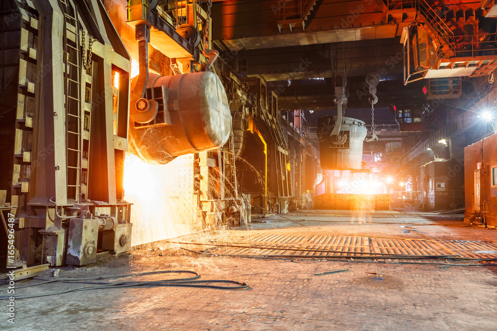 Blast furnace smelting liquid steel in steel mills foto de Stock ...