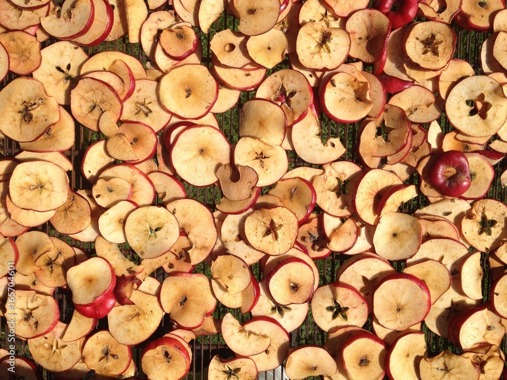 organic apples drying in the sun фотография Stock | Adobe Stock