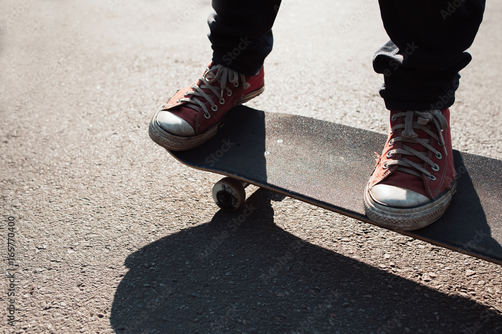 Fan active extreme urban sport fo young kid at city street ...