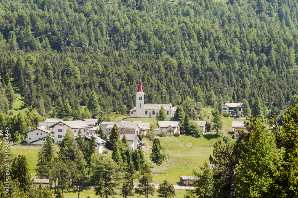 Maloja, Dorf, Engadin, Oberengadin, Bergdorf, Kirche, Chiesa Bianca ...