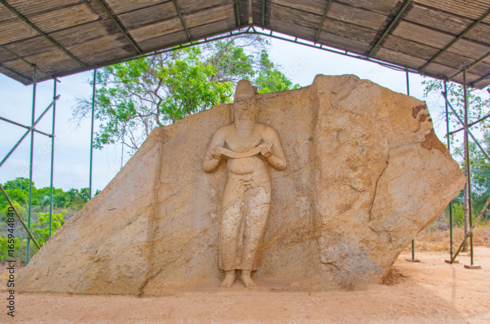 Fotka „Statue of Ancient King Parakramabahu I. The statue is located ...