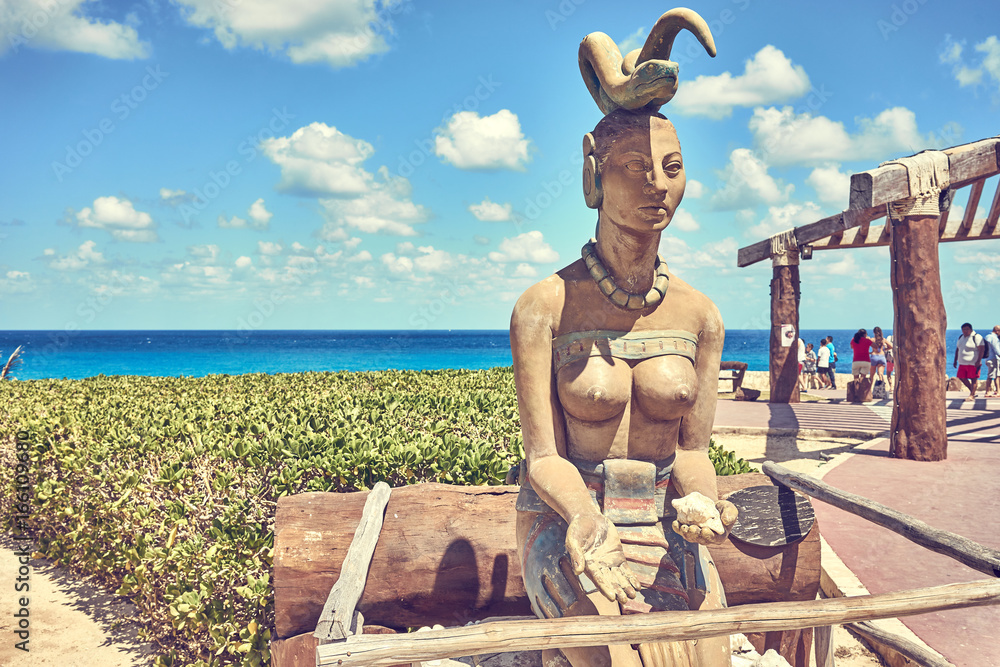"Ixchel" - Mayan God of Fertility / Statue of mayan god "Ixchel" at South Beach of "Isla Mujeres ...