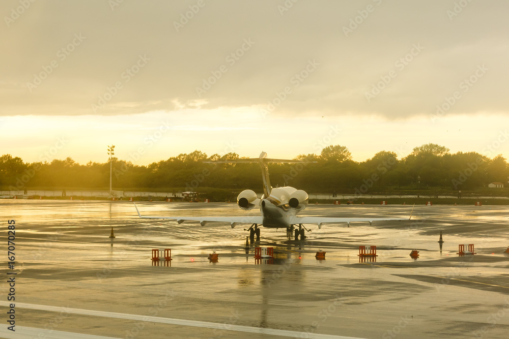 Wet Runway Airport strip plane asphalt road Stock Photo | Adobe Stock