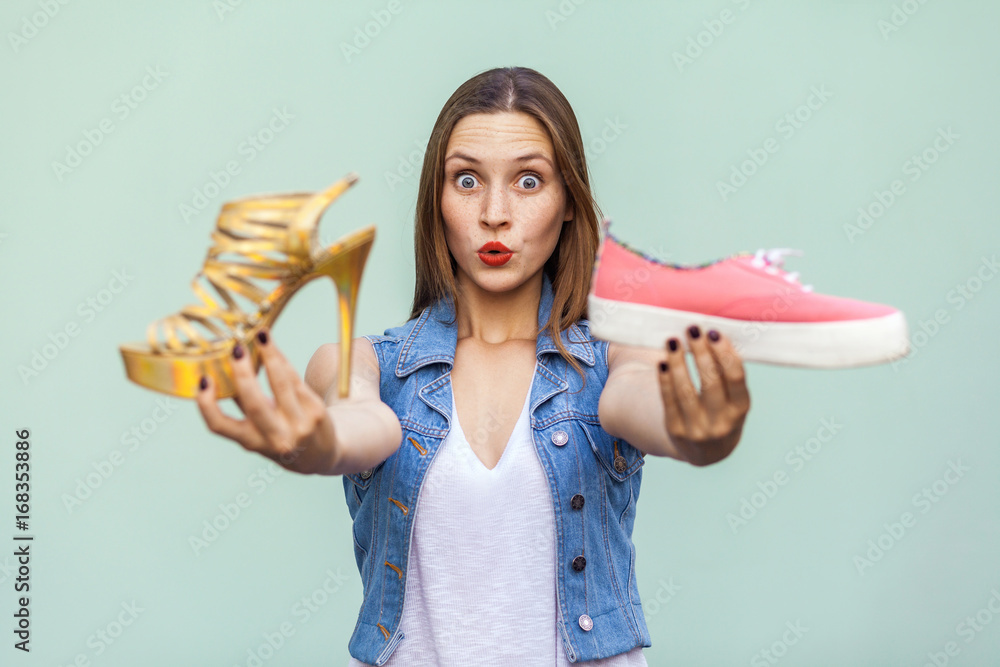 Wow, shocked! The tender and cute teenage girl with freckles got ...