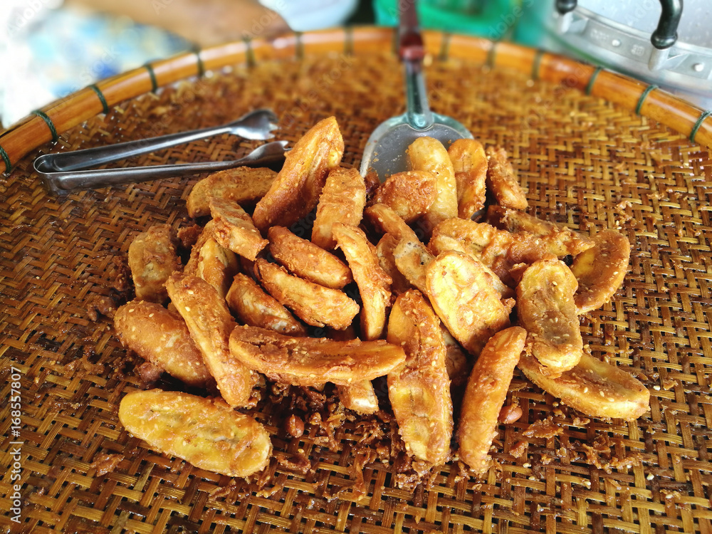 Thai-styled fried banana recipe (kluay khaek or Kluay Tod) are very ...
