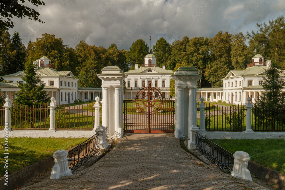Serednikovo manor in classical style in the Moscow region. Main ...