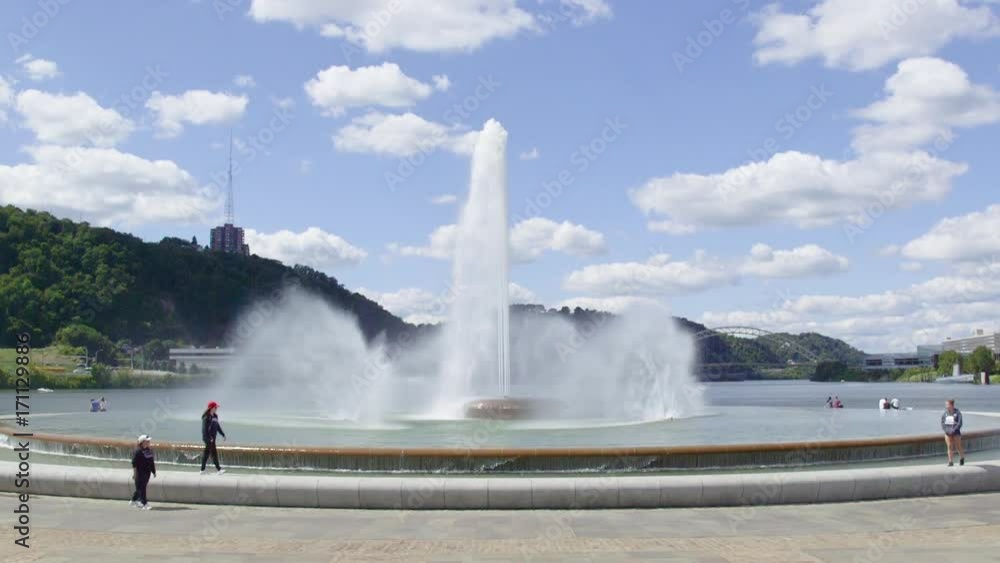 Water Fountain At Point State Park in Pittsburgh, Pennsylvania, USA ...