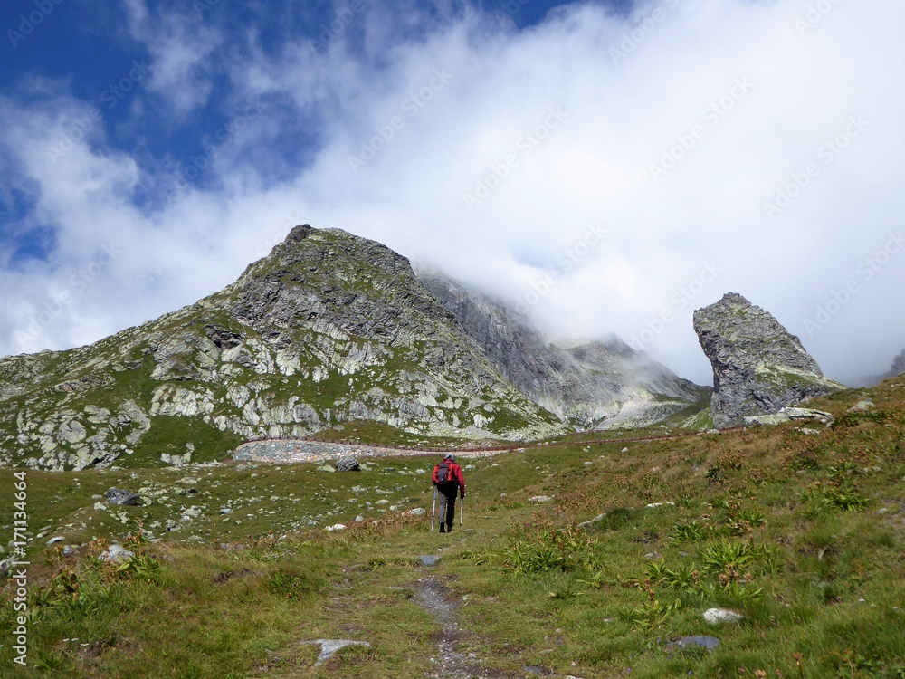 Foto de voie romaine du col du Grand Saint Bernard, Italie do Stock ...