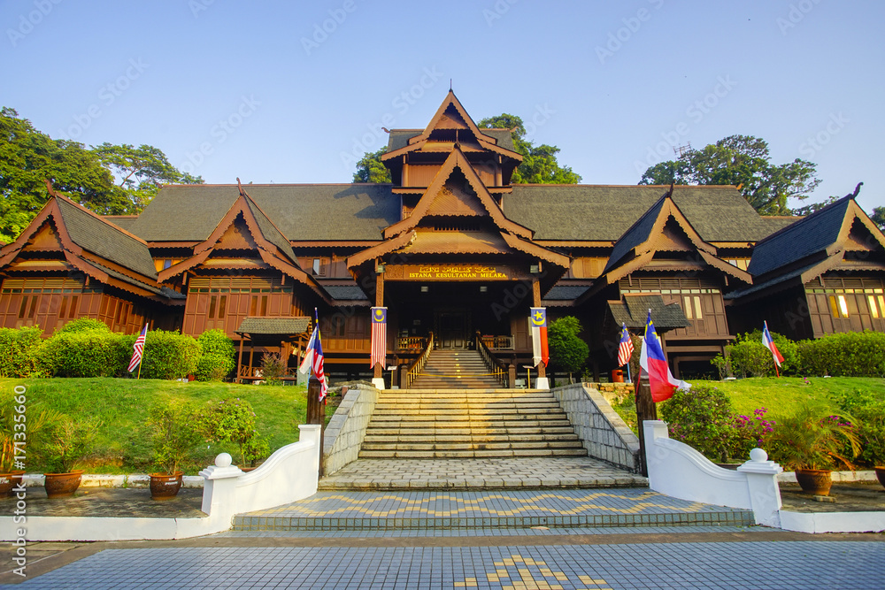 Fotka „The Malacca Sultanate palace Museum (Muzium Istana Kesultanan ...