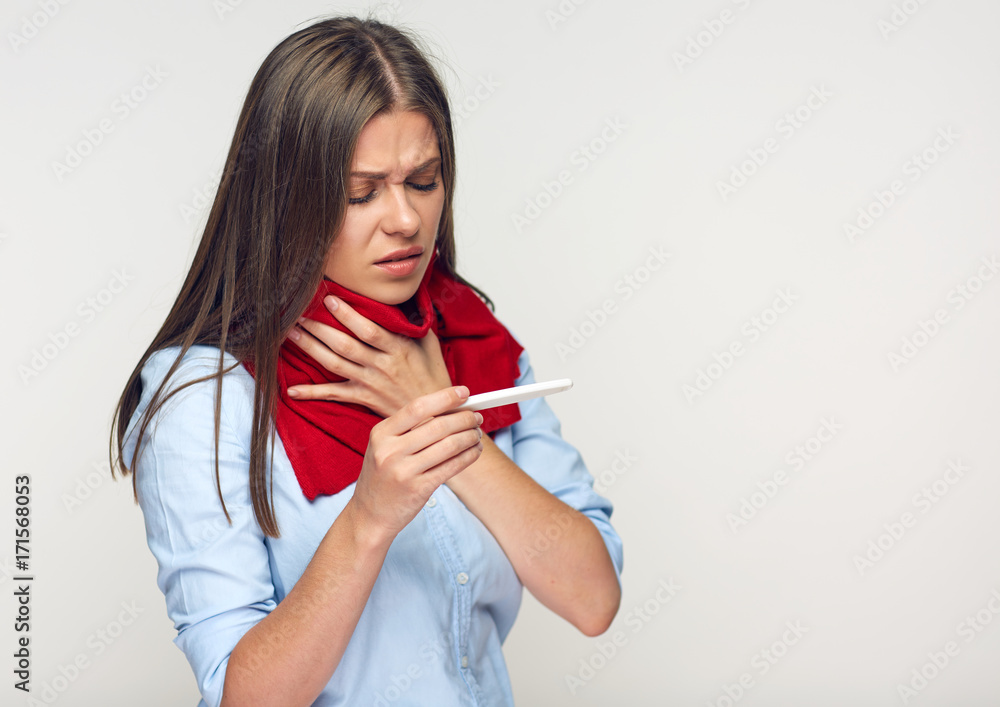 Sickness woman shocked by high temperature on medical thermometer. foto ...