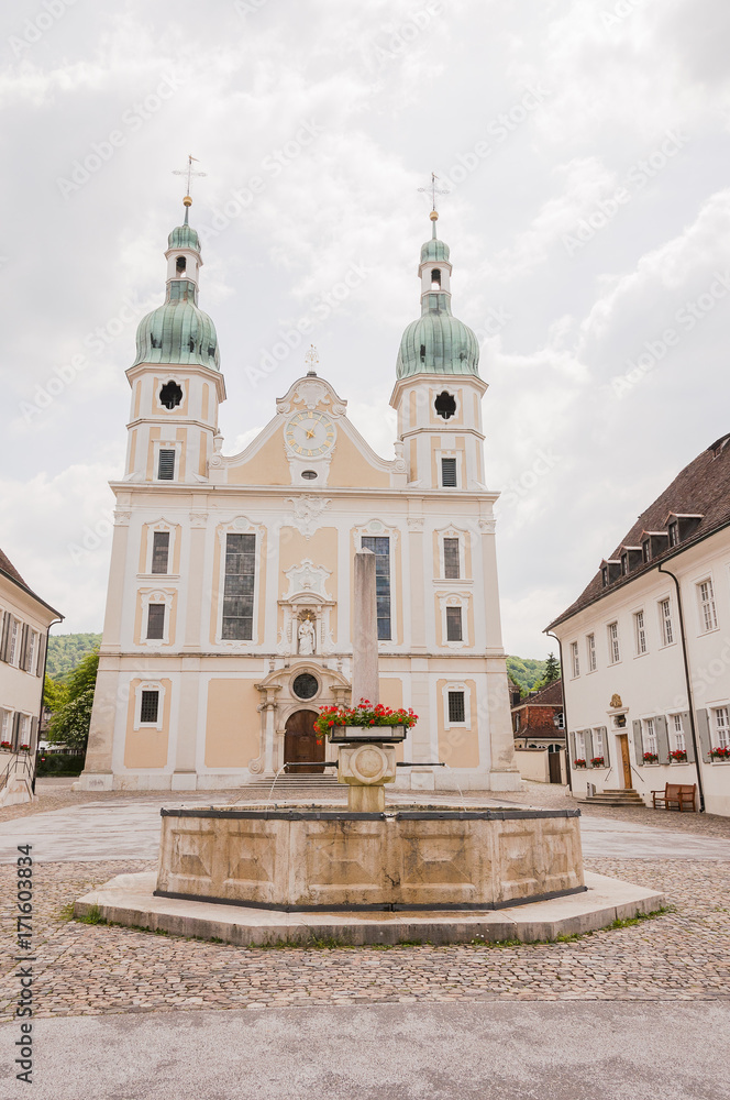 Arlesheim, Dorf, Dom, Arlesheimer Dom, Domplatz, Brunnen, Spazierweg ...