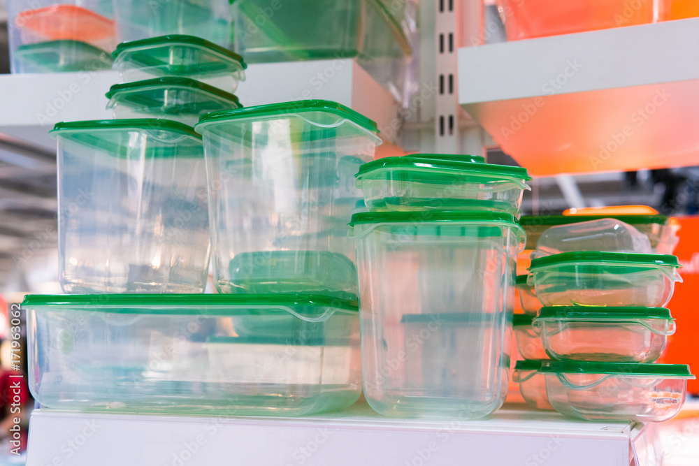 Green plastic boxes of various sizes sold in cookware stores. Plastic ...