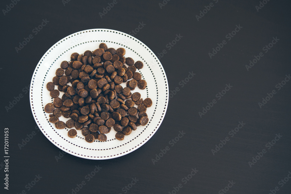 Top view of dry cat food of freshest ingredients, ranch-raised meats ...