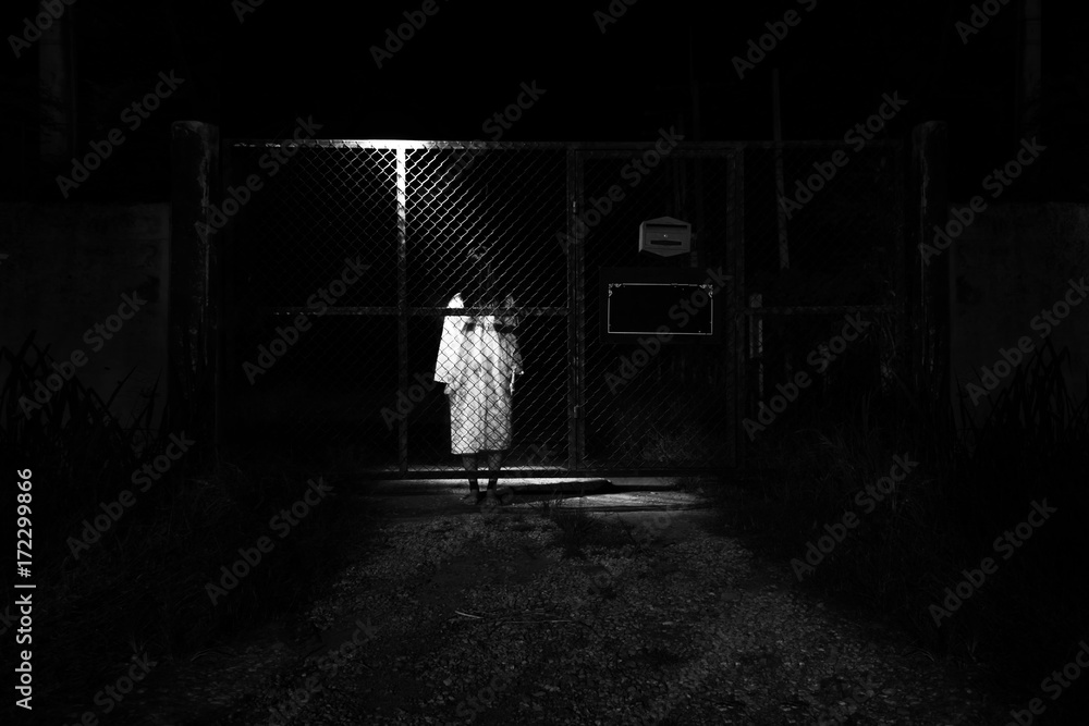 Mysterious Woman, Horror scene of scary ghost woman standing outdoor ...