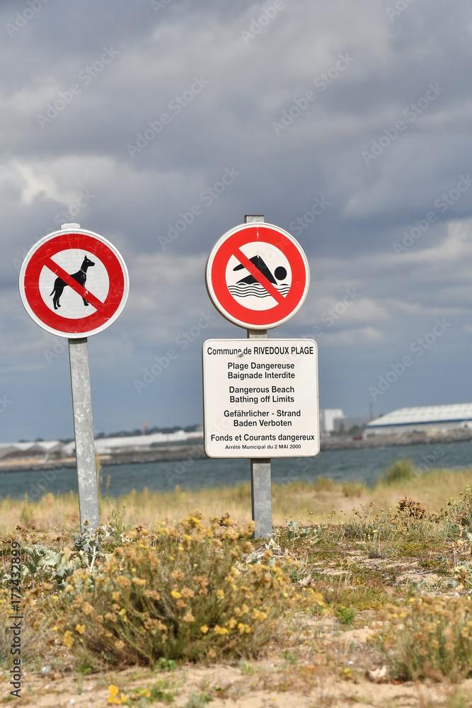 panneaux Stock Photo | Adobe Stock