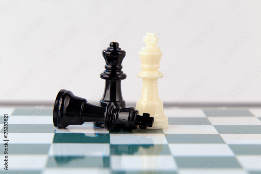 Schachmatt Stock-Foto | Adobe Stock