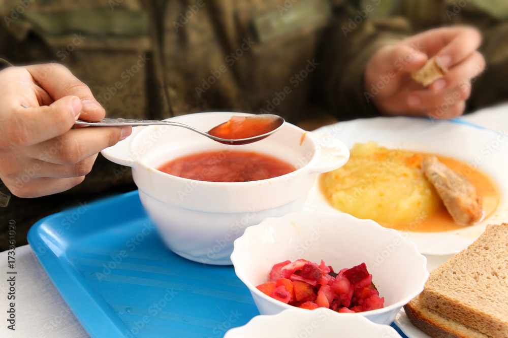 Dining room in armiyu. What to eat military. Real photo from the army ...
