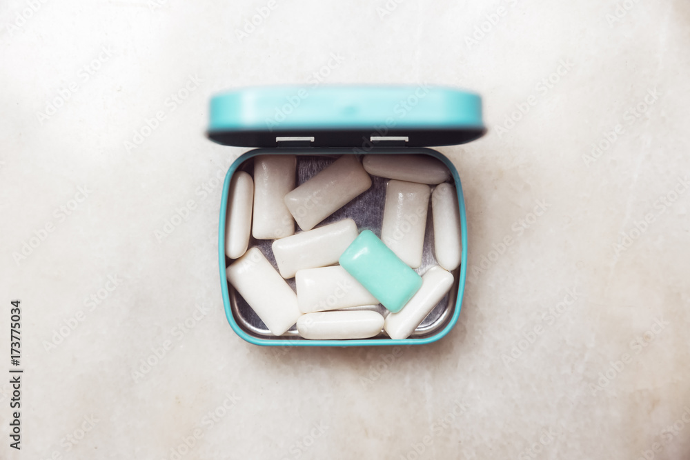 Chewing gum in box on white background Stock Photo | Adobe Stock