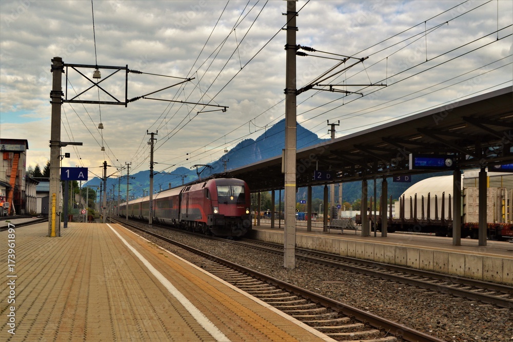 Zug foto de Stock | Adobe Stock