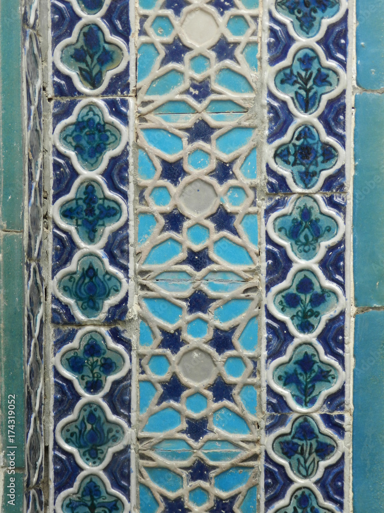 ARABESQUES TRADITIONNELLES Stock Photo | Adobe Stock