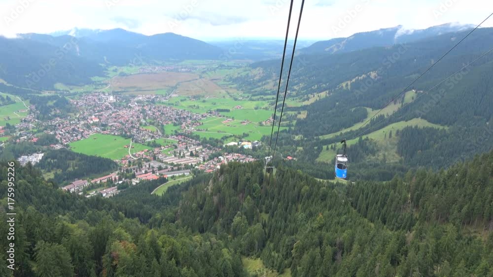Laberbergbahn bei Oberammergau, Seilbahn, Allgäu, 4K vídeo do Stock ...