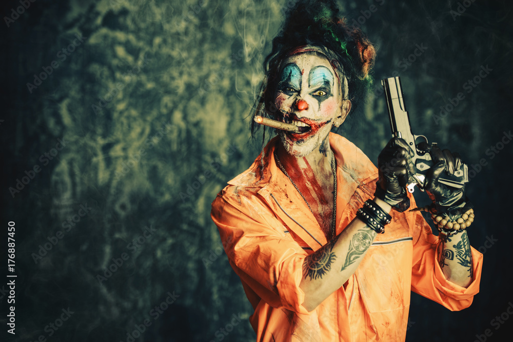 Gangster Joker Smoking