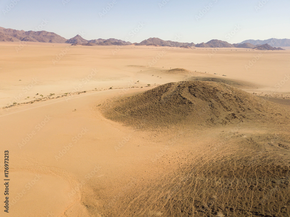 Drohnenbild, Wüstenlandschaft in Kanaan, Namibia Stock-Foto | Adobe Stock