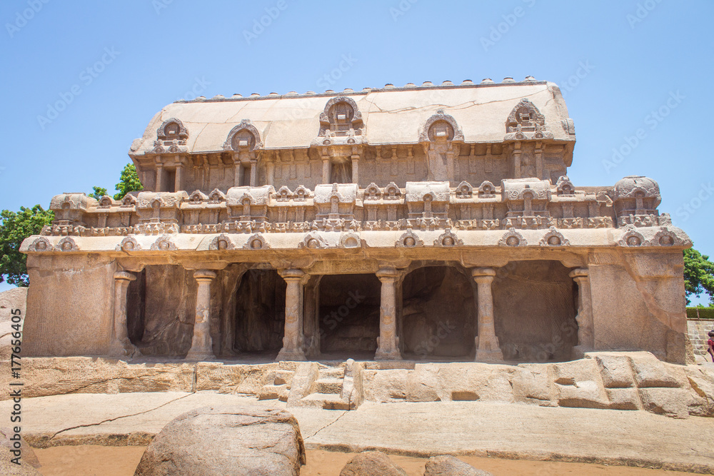Bhima Ratha, Five rathas monument, Mahabalipuram, Tamil Nadu, India ...