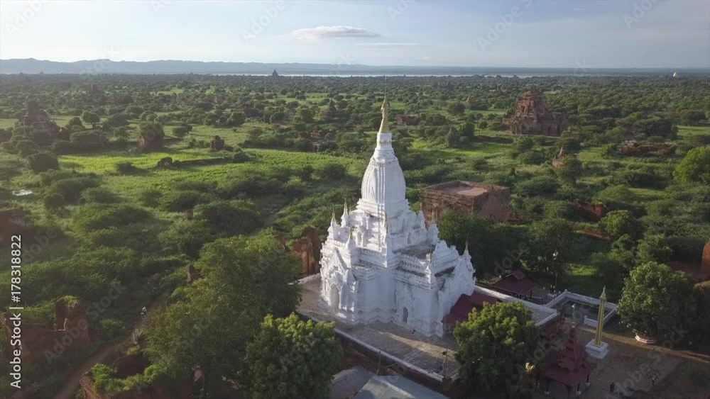 Video „4K Aerial view at the ancientpagod,popular tourist destination ...