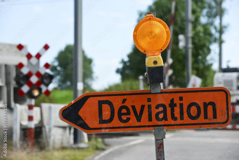 SNCB rail transport passage a niveau train chantier securite ...