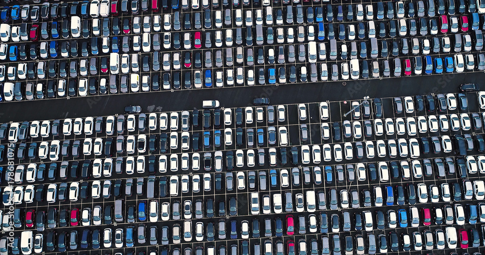 parc géant de voiture neuve Stock Photo | Adobe Stock