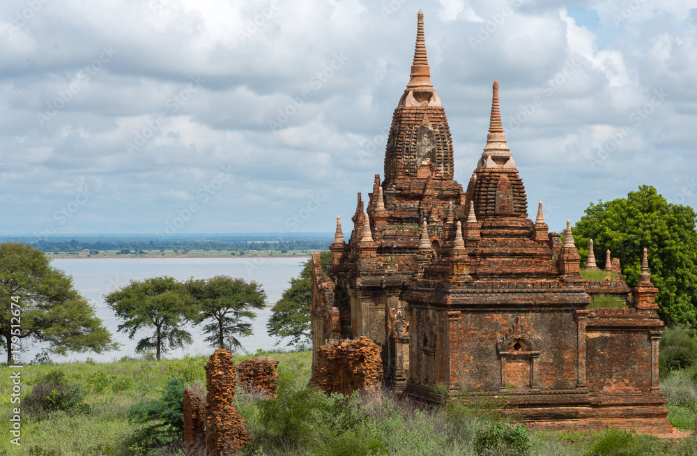 Poster Landscape view with the old temples of Bagan, Myanmar (Burma ...