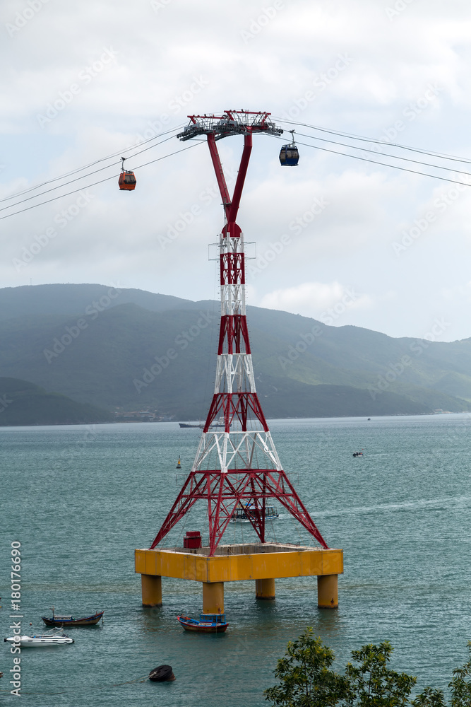 Cable car eiffel tower to cableway Vinpearl Amusement Park Island Nha ...