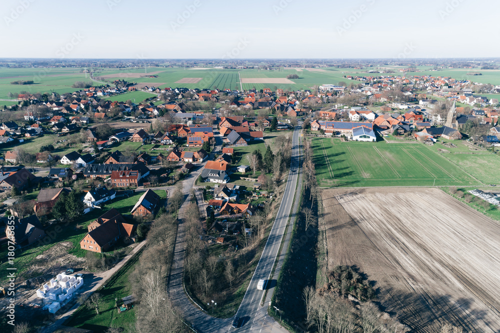 Ländliche Gegend von oben Stock-Foto | Adobe Stock