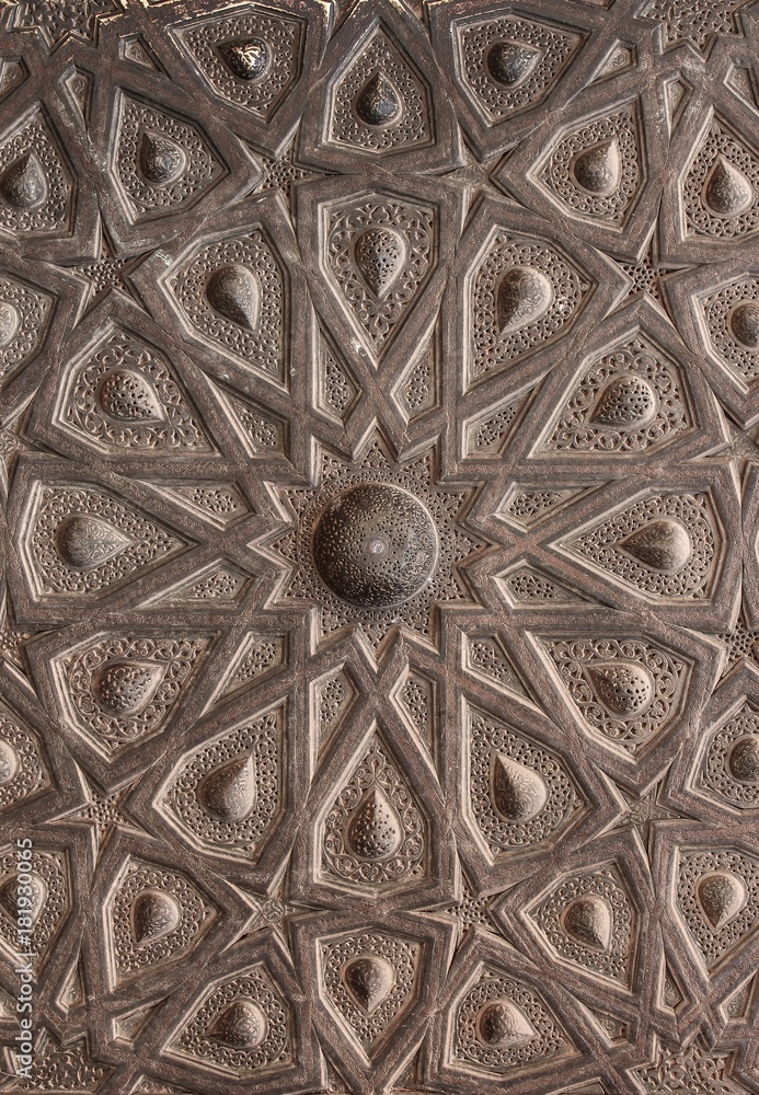Arabian Oriental Ornamental carvings / An Islamic art of Arabian ...