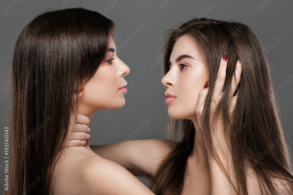 twins women with perfect skin and natural make-up Stock Photo | Adobe Stock
