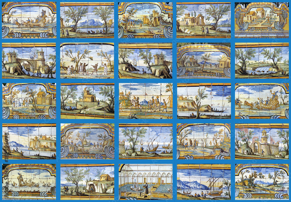 Napoli, Chiostro Maiolicato di Santa Chiara. Collage di sedili ...