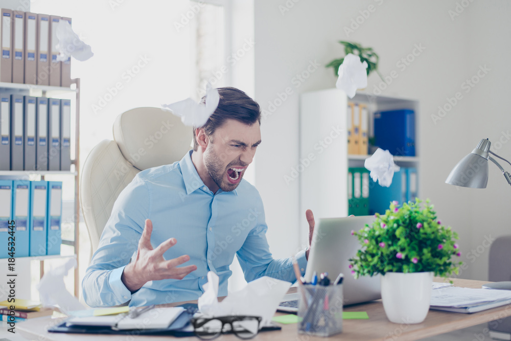 Foto de Frustrated angry annoyed disappointed head of a company is not ...