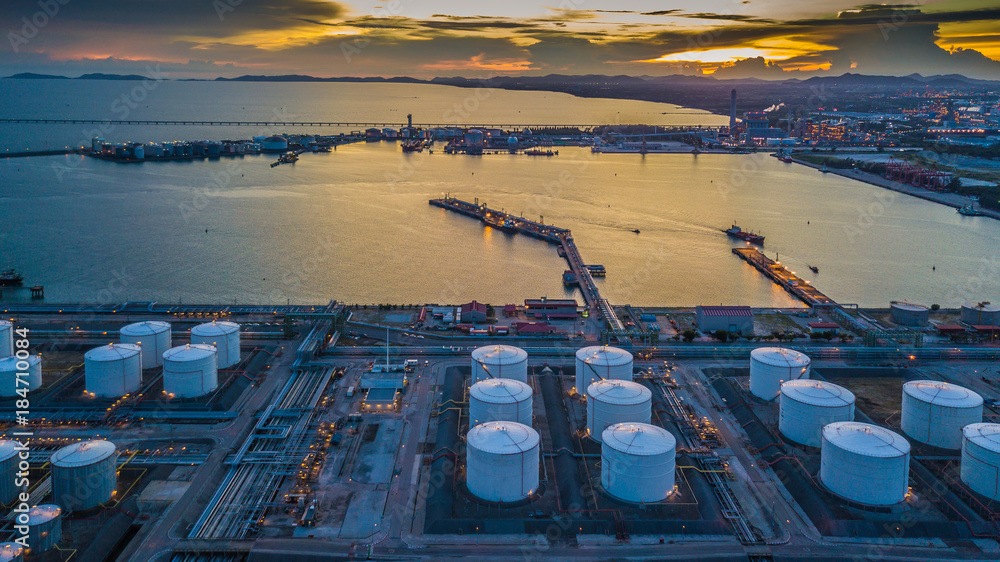 Poster Aerial view oil terminal construction with industrial crane port ...