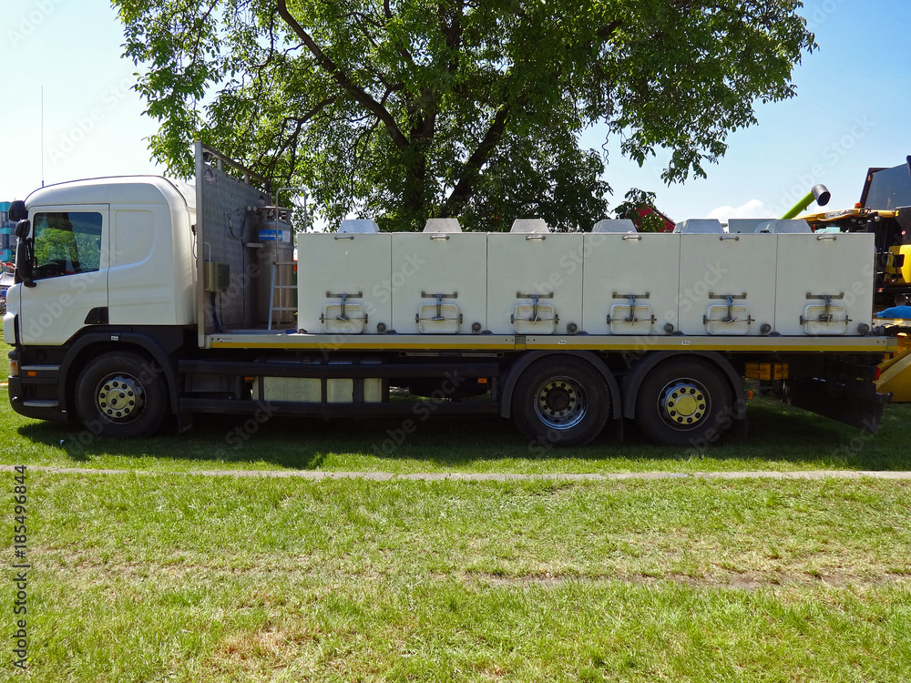 Foto de Truck for transporting live fish do Stock | Adobe Stock