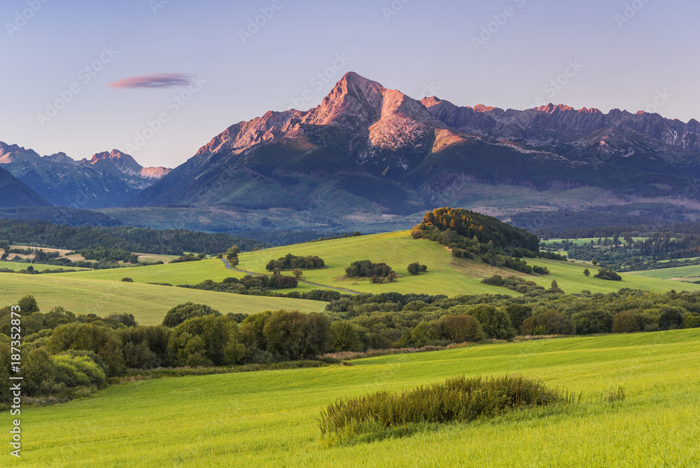 Beautiful summer sunset in Slovakia (Hybe, Kriváň, High Tatra) Stock ...