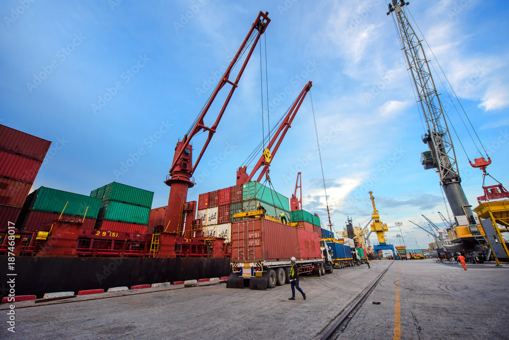 port congestion in working on loading and discharging the cargo ...